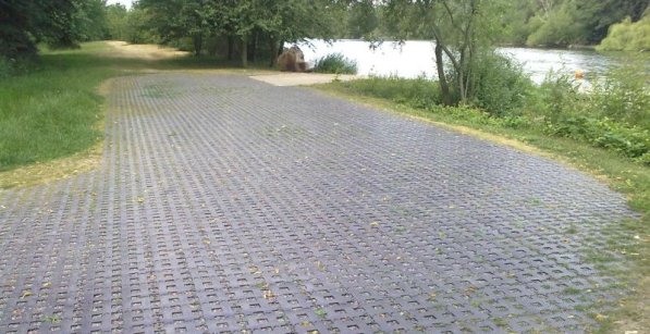 PERFO Grass Reinforcement System - Soil Consolidation and Erosion Control